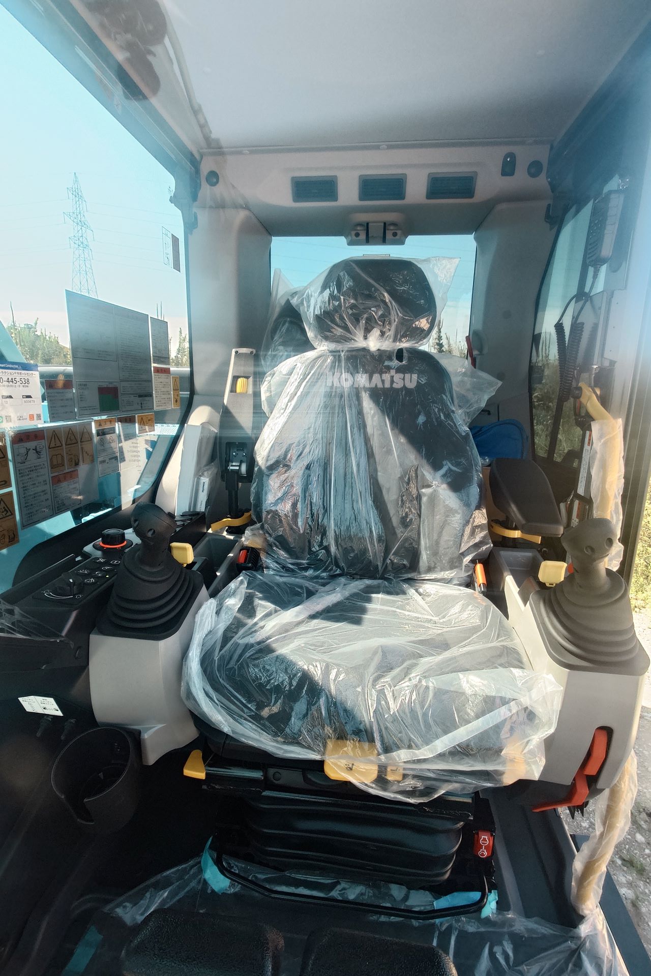 最新型ICT油圧ショベル「PC200i-12」を導入 | 株式会社 小鍛冶組